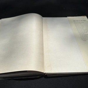 Introducing Birds Stanek V. J. Translated by George Theiner 1963 Great ...