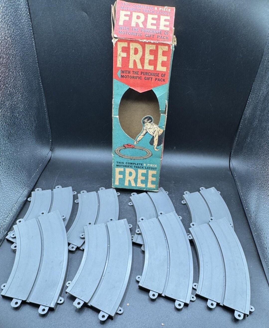 Vintage 1965 Ideal Motorific 8 Piece Track Layout Curved Slot Car Track ...