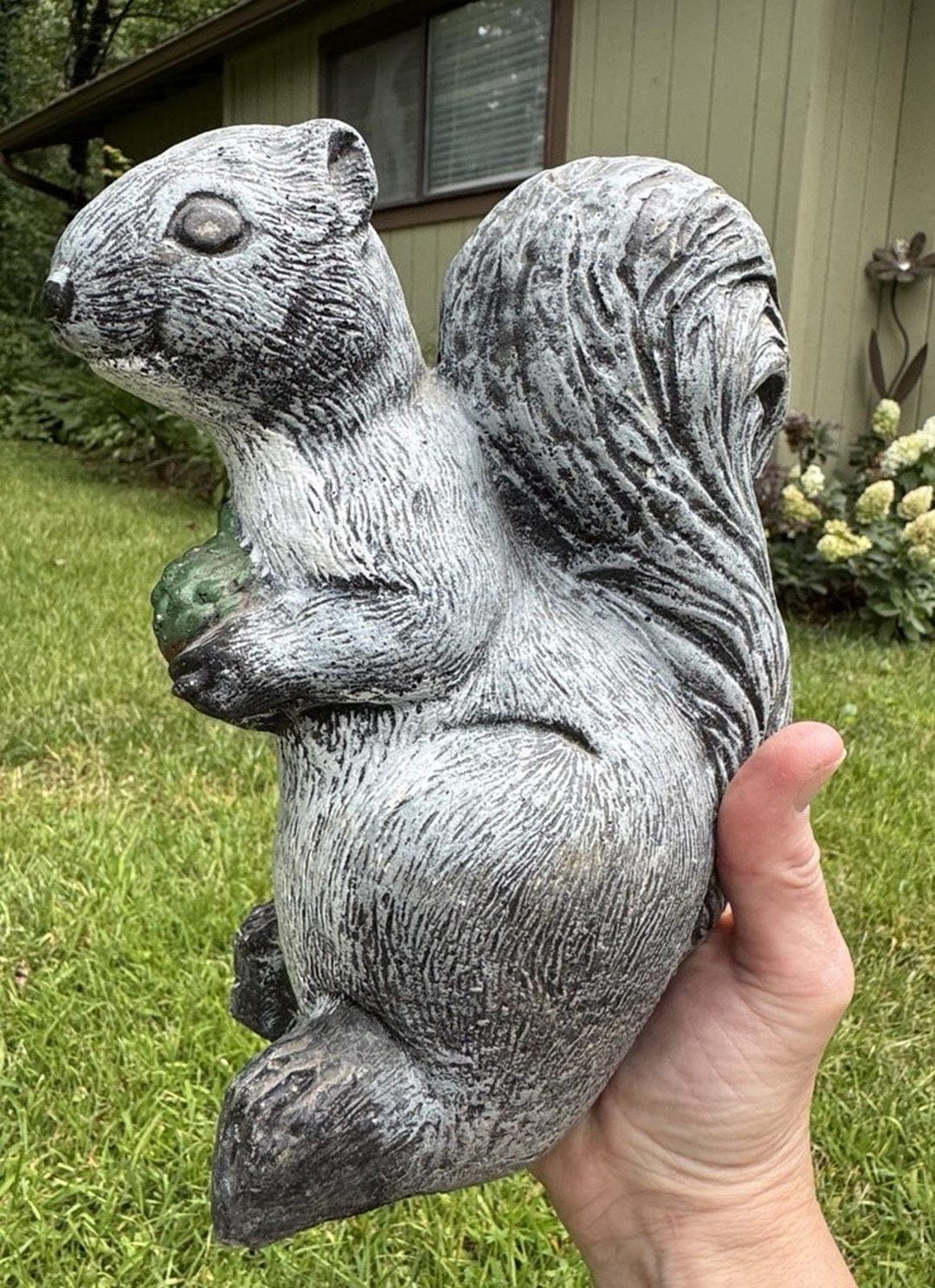 Vintage Concrete Squirrel Garden Statue Eating Nut Figure Yard Hand ...