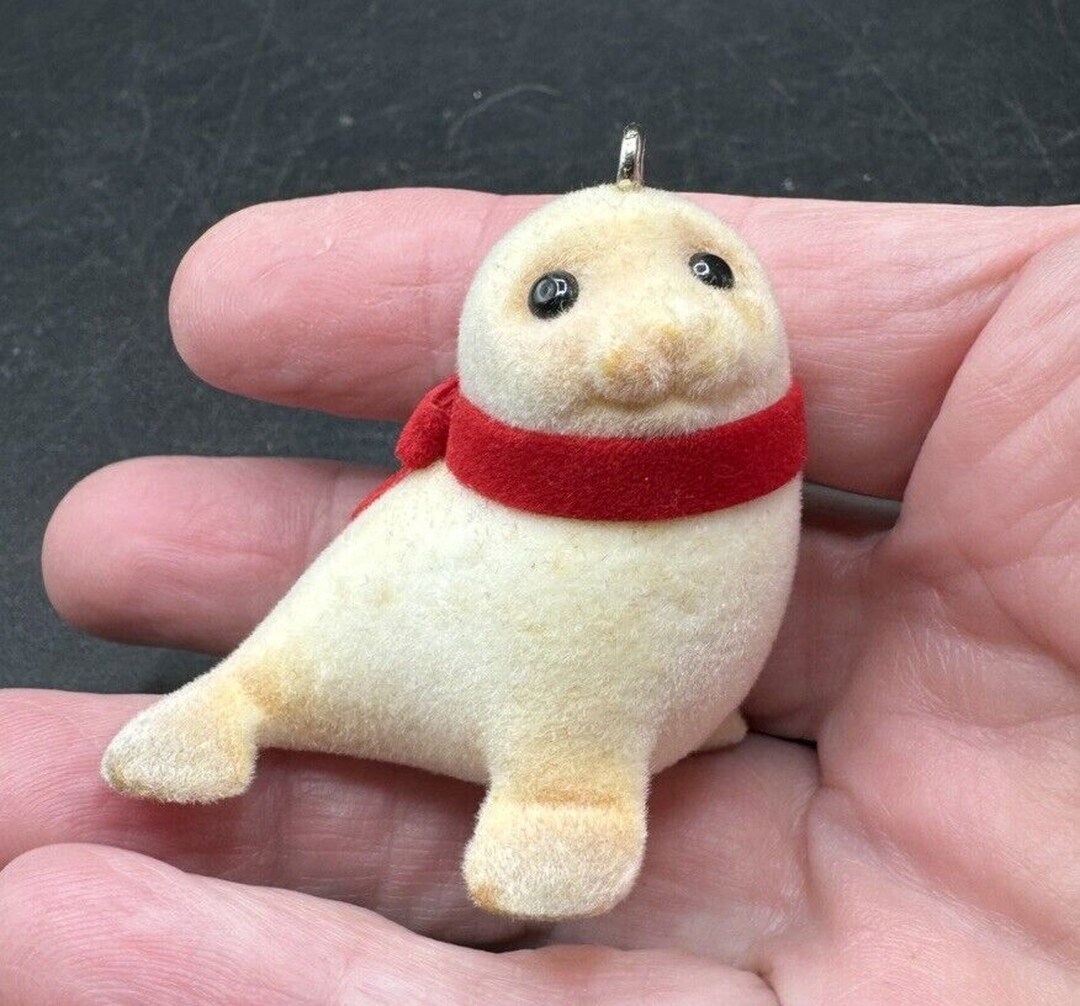 Hallmark Keepsake 1984 Snowy Seal Handcrafted QX450-1 Rare- No Box -S1M ...