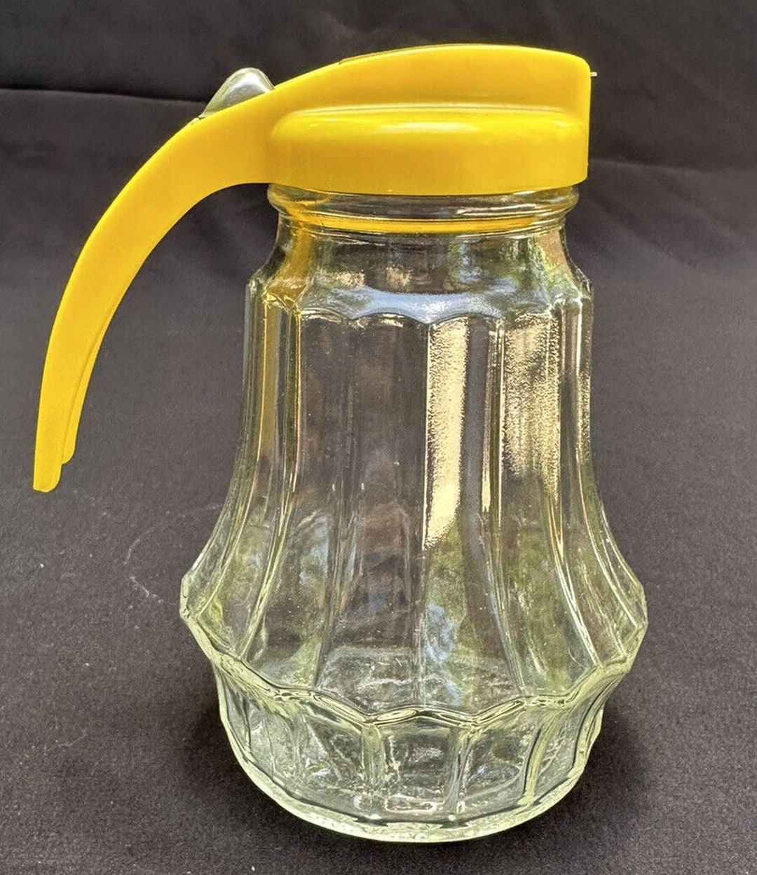 Vintage Hazel Atlas Ribbed Glass Syrup Pitcher Yellow Lid ~ Federal ...