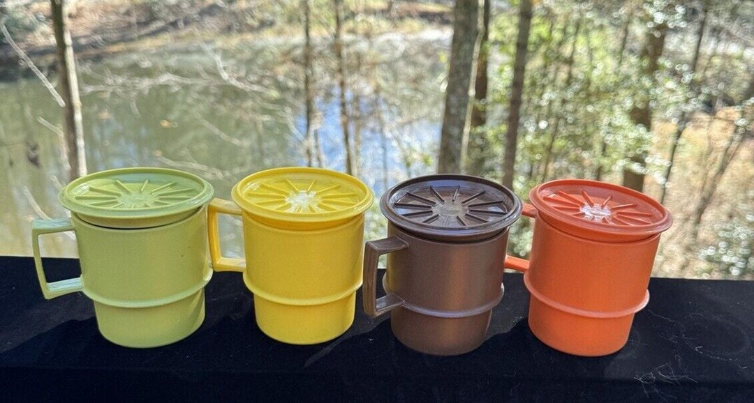 Vintage Tupperware Stackable Mugs & Coaster Lids Full Set Excellent ...