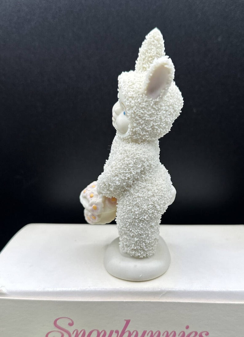 Dept 56 Snowbabies A Basket of Cheer 2000 #56.05725 Easter Bunny in Box ...