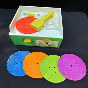 1984 Fisher Price Sesame Street Music Box Record Player 995N With 5 ...
