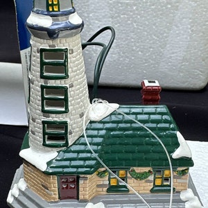 VTG Department 56 Lighthouse Snow Village Lighted Ornament 98635 ...