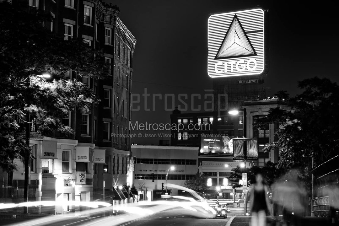 Boston Pictures Black & White. Brookline Avenue Citgo Sign Black and ...