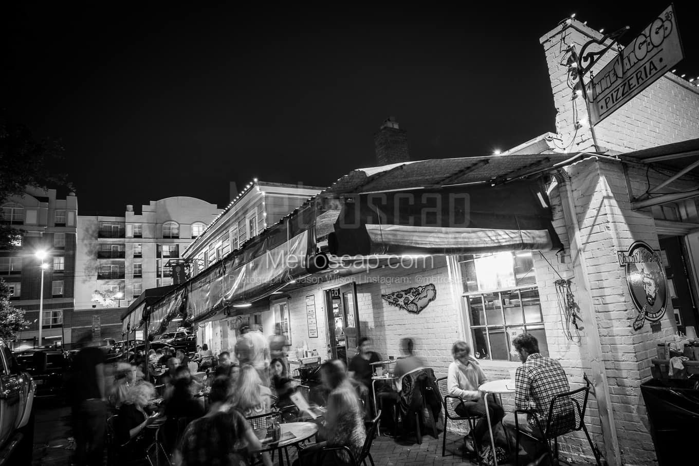 Vinnie Van Go Go Pizzeria Black & White Wall Art. Savannah Black and ...