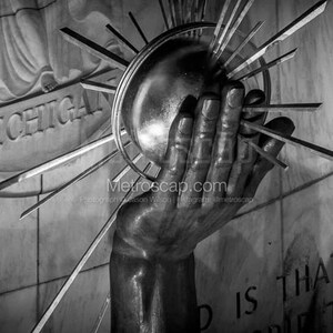 Detroit Pictures Black & White. Spirit of Detroit Left Hand at Night ...