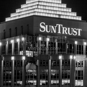 Suntrust Building Black & White Wall Art. Tampa Black and White ...