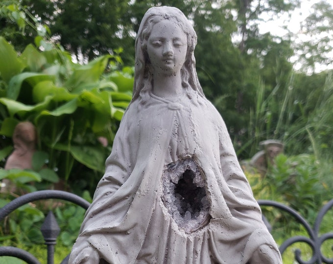 Virgin Mary Statue With Real Quartz Crystal Cluster Geode Garden Decor ...