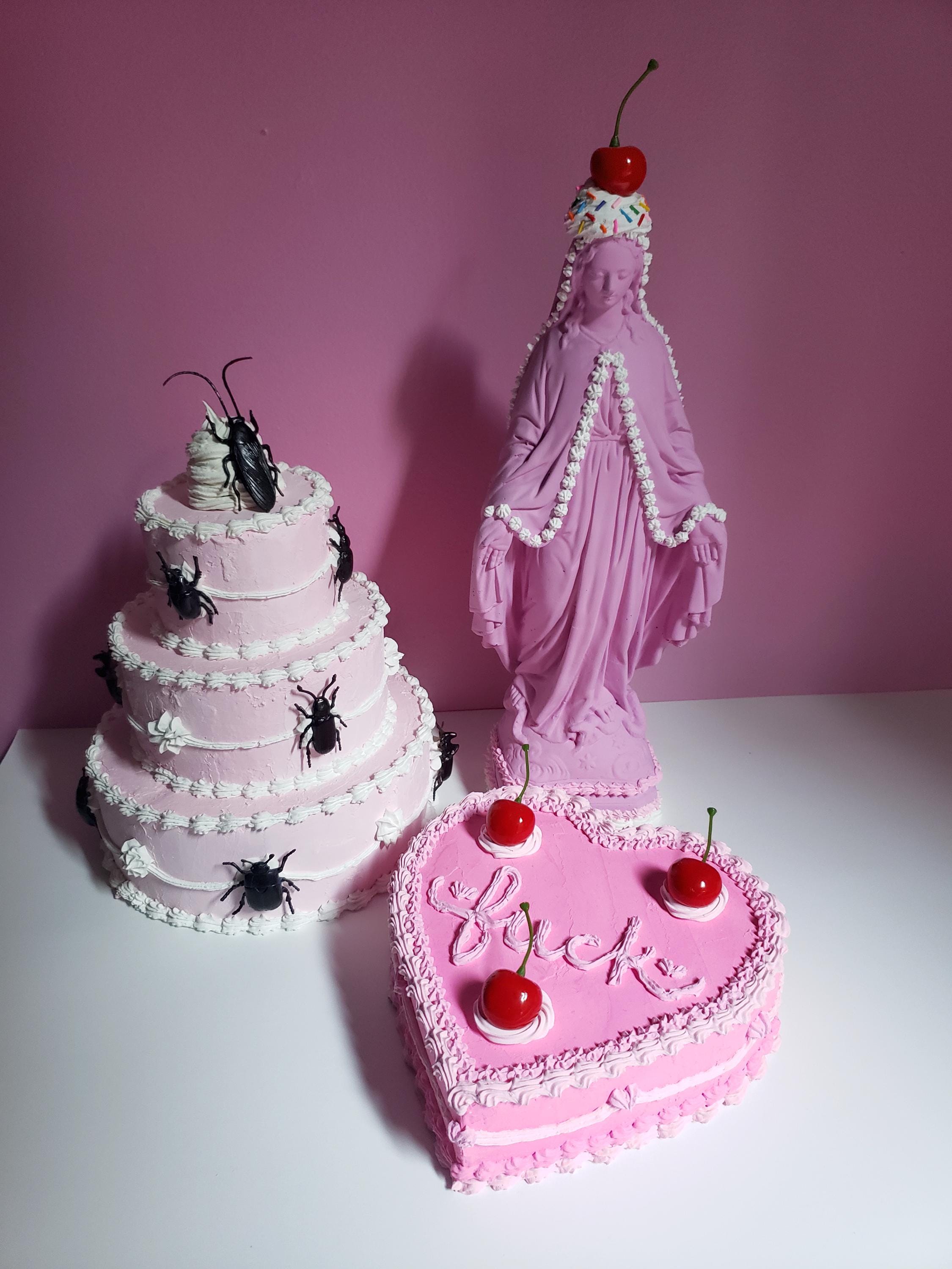Fake Cake Beetle Bug Creepy Cakes Realistic Frosting Icing Pink Cute ...
