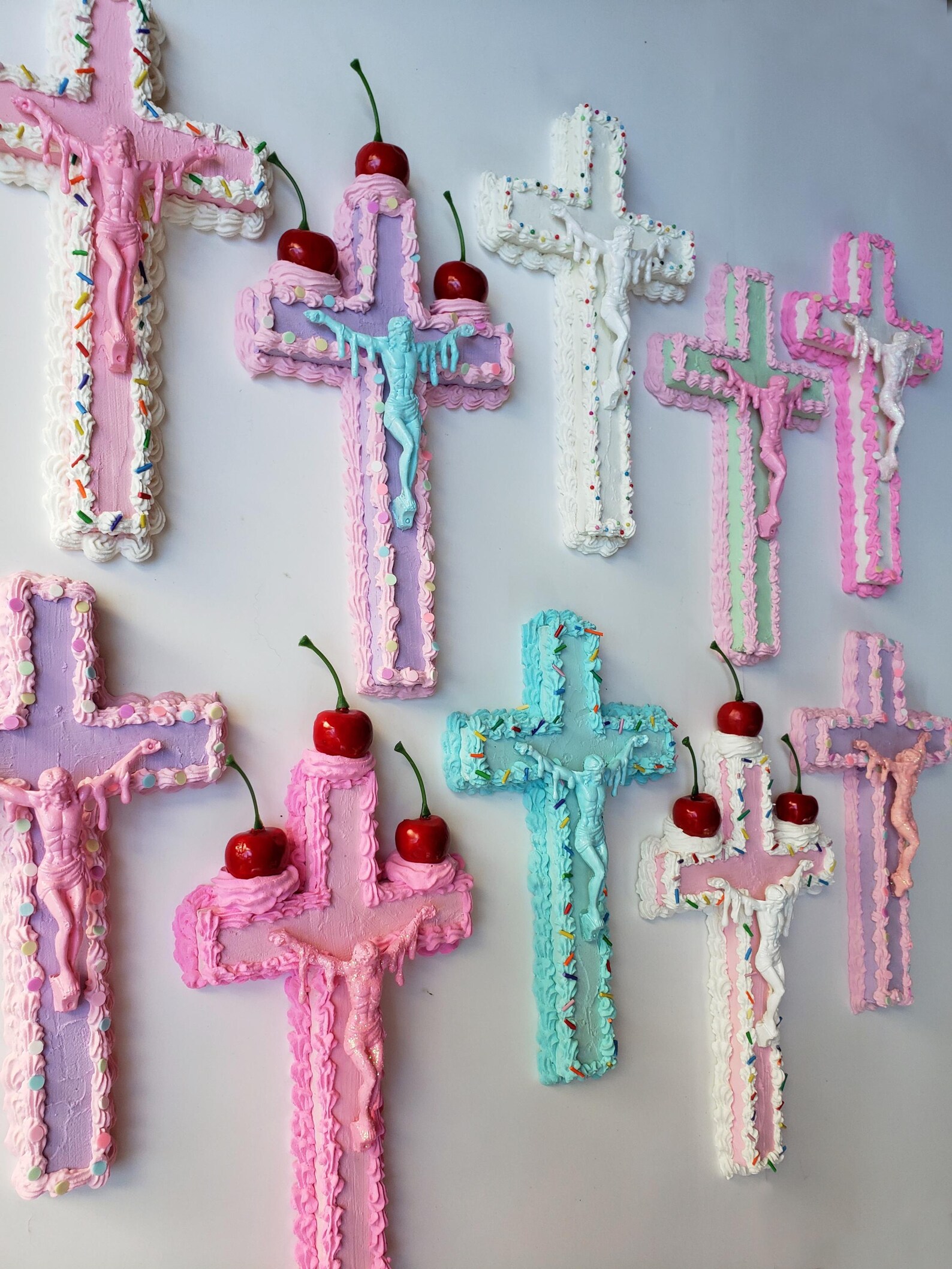 Pink and Purple Cake SWEET JESUS Crucifix Cross With Jesus Wallhanging ...