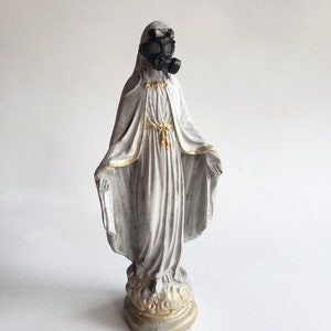 Gas Mask Virgin Mary Statue With Mini Gasmask Apocalypse Statue of Mary ...