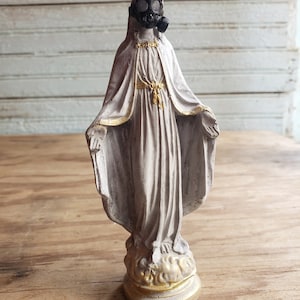 Gas Mask Virgin Mary Statue With Mini Gasmask Apocalypse Statue of Mary ...