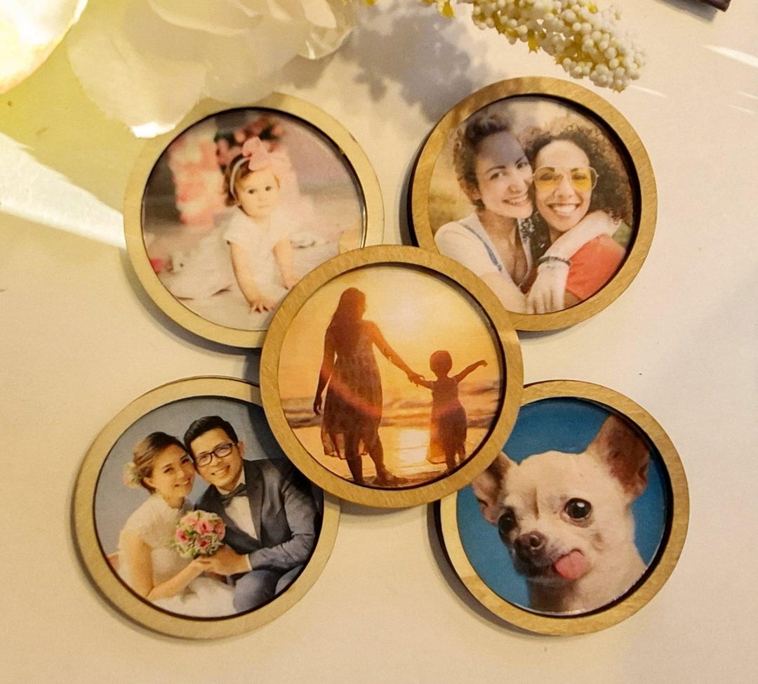 Custom Photo Mini Fridge Magnets, Miniature Picture Frames, Mini Wooden ...
