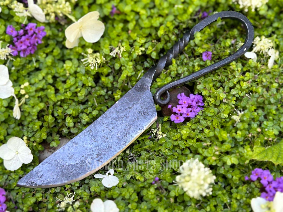 Hecate's Boline Forged Blackened Carbon Steel Knife for Ritual, Wicca ...
