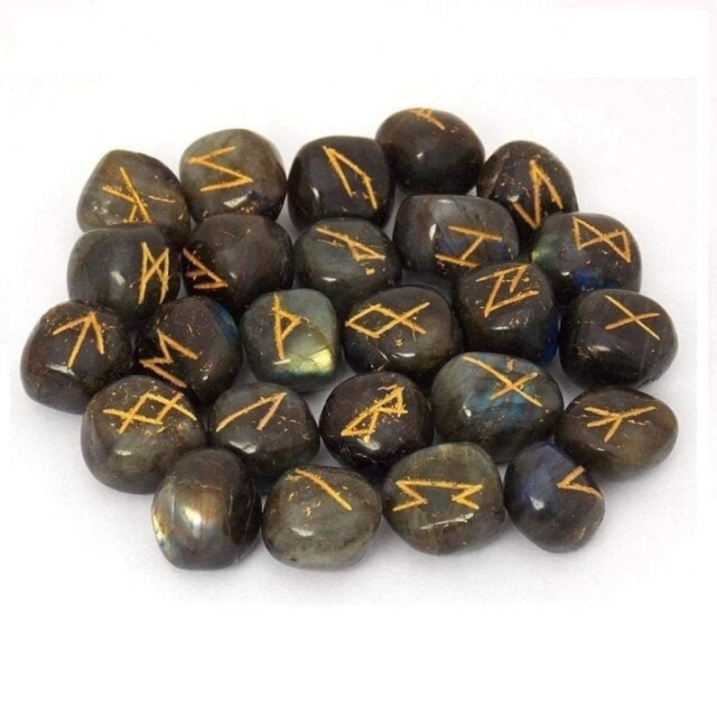 Labradorite Elder Futhark Rune Set for Divination Viking - Etsy