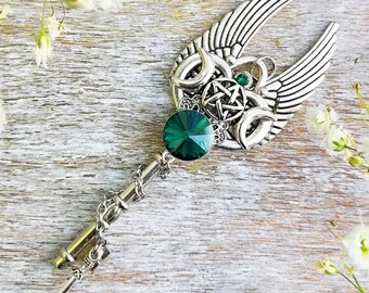 Winged Skeleton Key - Etsy