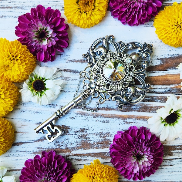Fantasy Skeleton Key - Etsy