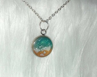 Scene Necklace - Etsy