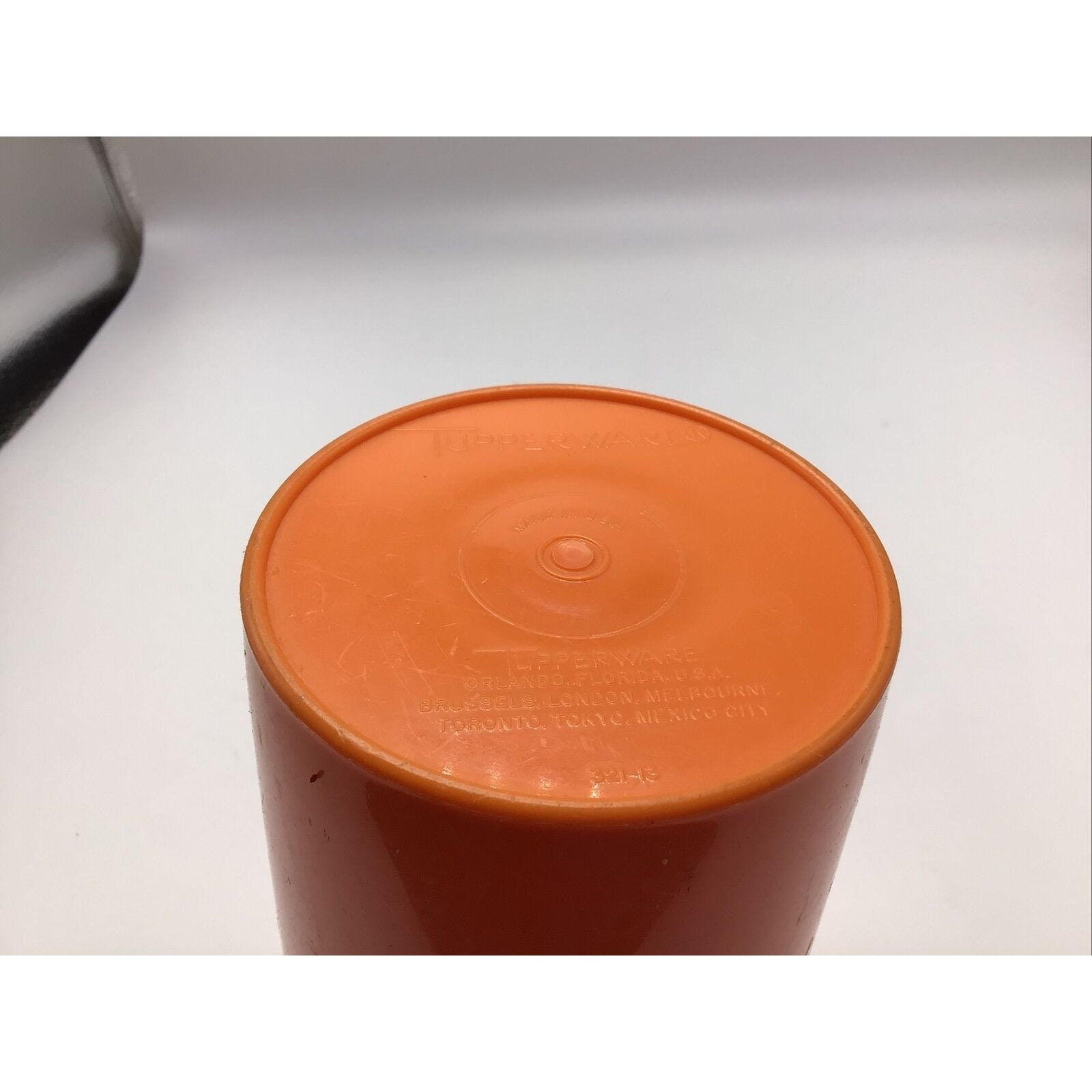 Vintage Tupperware Pour & Store Container Cylinder Orange 321 With 564 ...
