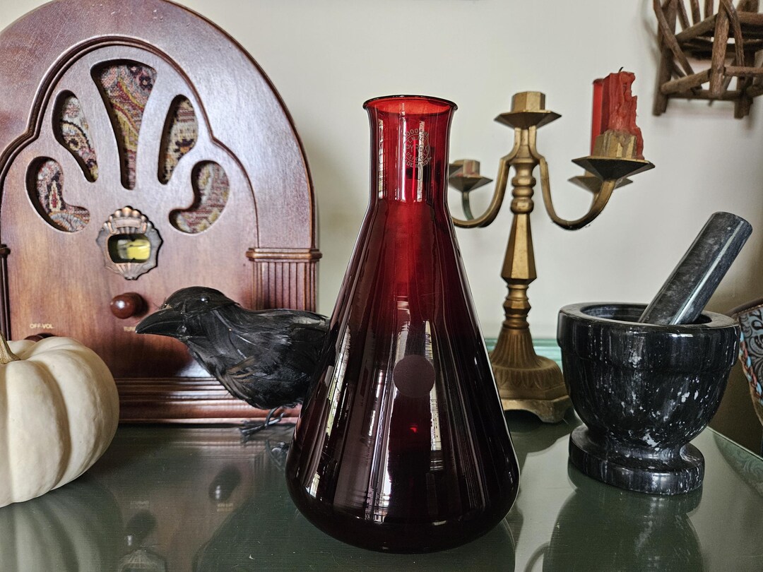 Vintage Pyrex Red Glass Beaker, Large One Quart Plus Red Beaker, 1000 ...