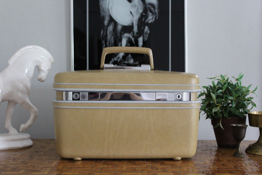 Midcentury Tan Samsonite Contour Train Case, Vintage Samsonite Train ...
