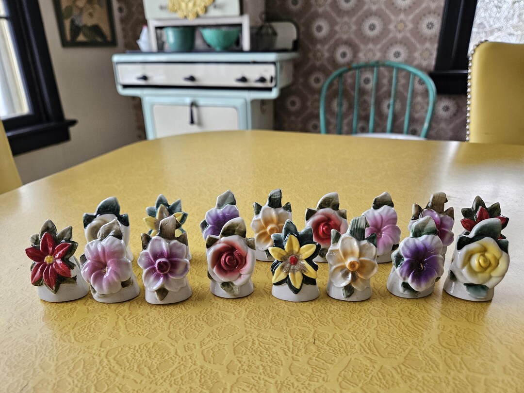 Vintage Set of 16 Ceramic Flower Place Card Holders, Commodore China ...