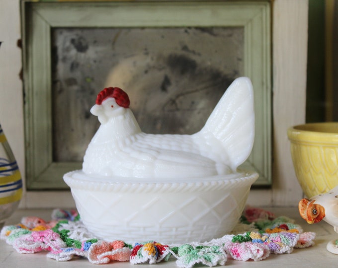 Vintage Westmoreland Milk Glass Hen on Nest With Red Comb and Eye, Hen ...