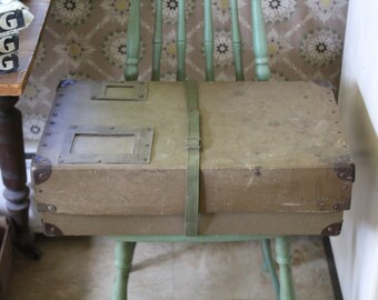 Vintage Aluminum Shipping Box, Laundry Crate, Mailing Crate With Label ...