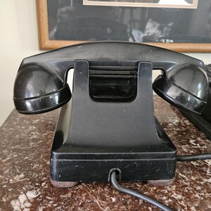 Vintage Hotel Desk Phone, Black Bakelite Direct Line Phone, 1940s ...