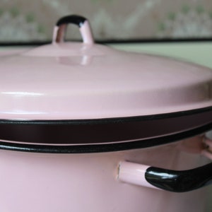 Vintage Pink Enamelware Soup Pot, Pink Enamelware Pot W/ Lid, Pink ...