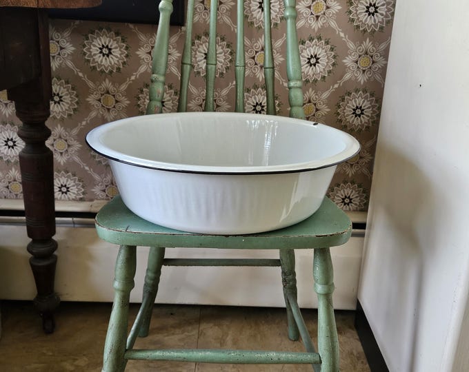 Vintage Large Enamelware Pan, Round White & Black Enamelware Basin ...