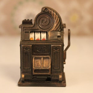 Vintage Play Me Miniature Slot Machine Pencil Sharpener, Die Cast Metal ...