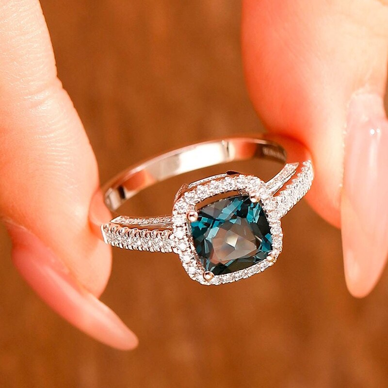 London Topaz Ring - Etsy