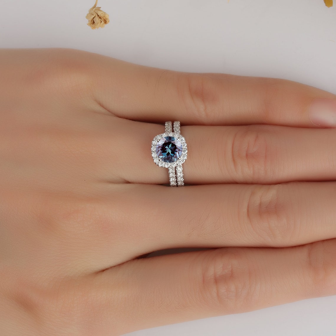 Alexandrite Bridal Set Round Cut 1.00CT Alexandrite Ring | Etsy