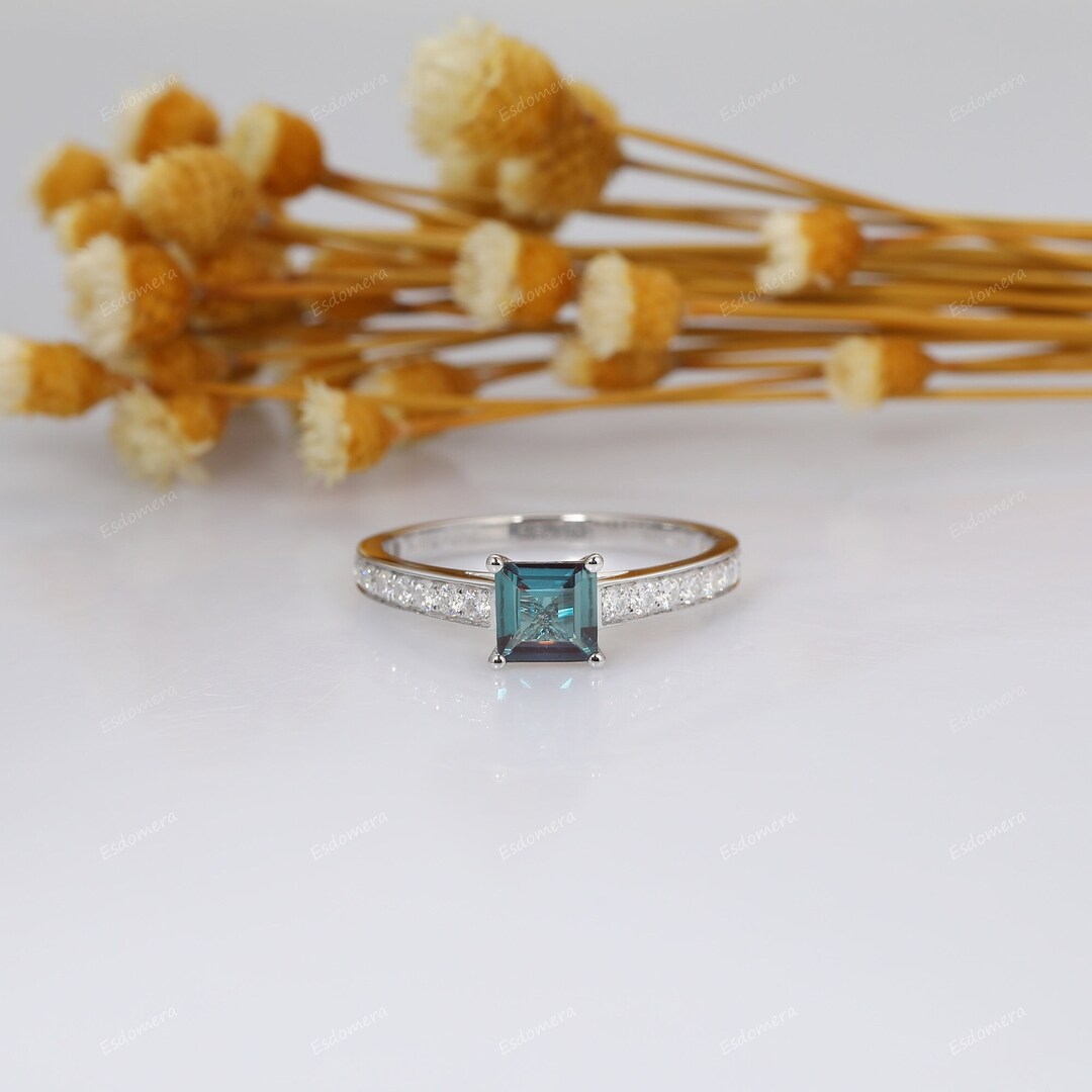 Asscher Cut Alexandrite Ring, Asscher Cut 5.5mm Alexandrite Engagement ...