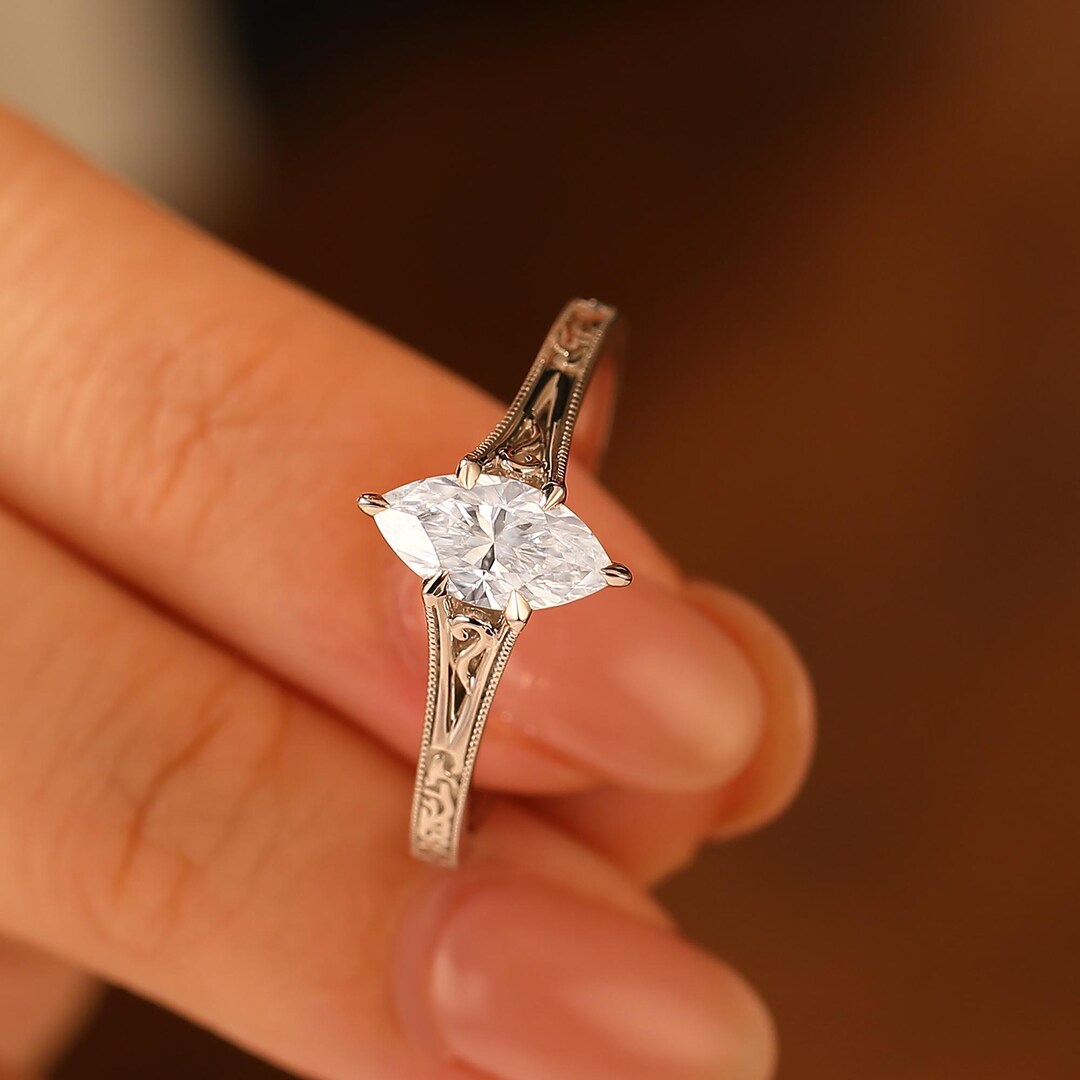 Art Deco 1CT - 2CT Marquise Lab Grown Diamond Engagement Ring, IGI ...