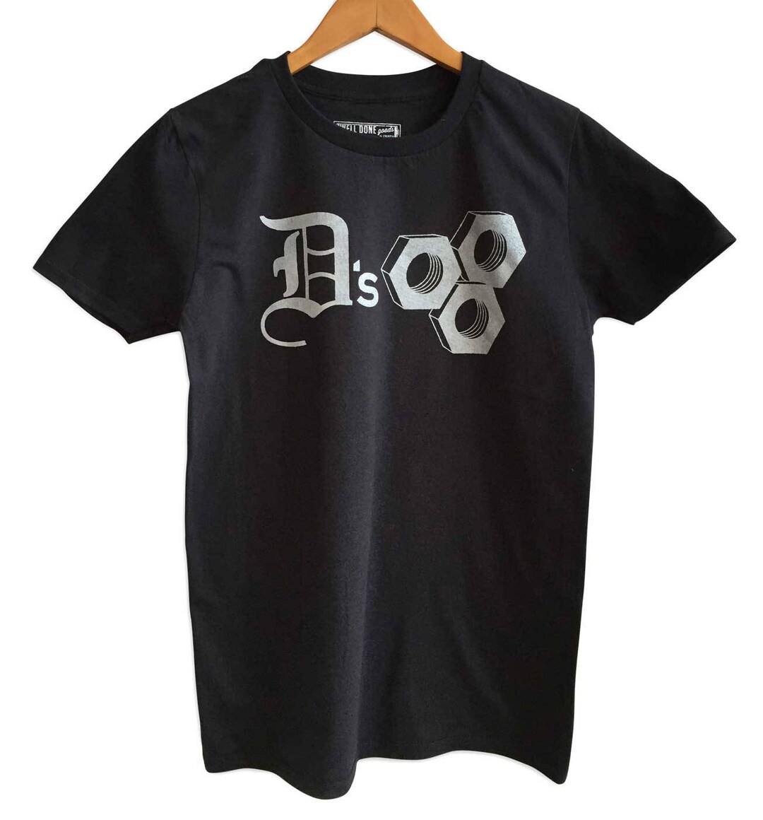 D's Nuts T-shirt. Funny Detroit Shirt. Deez Nuts! Graphic Print Tee for ...