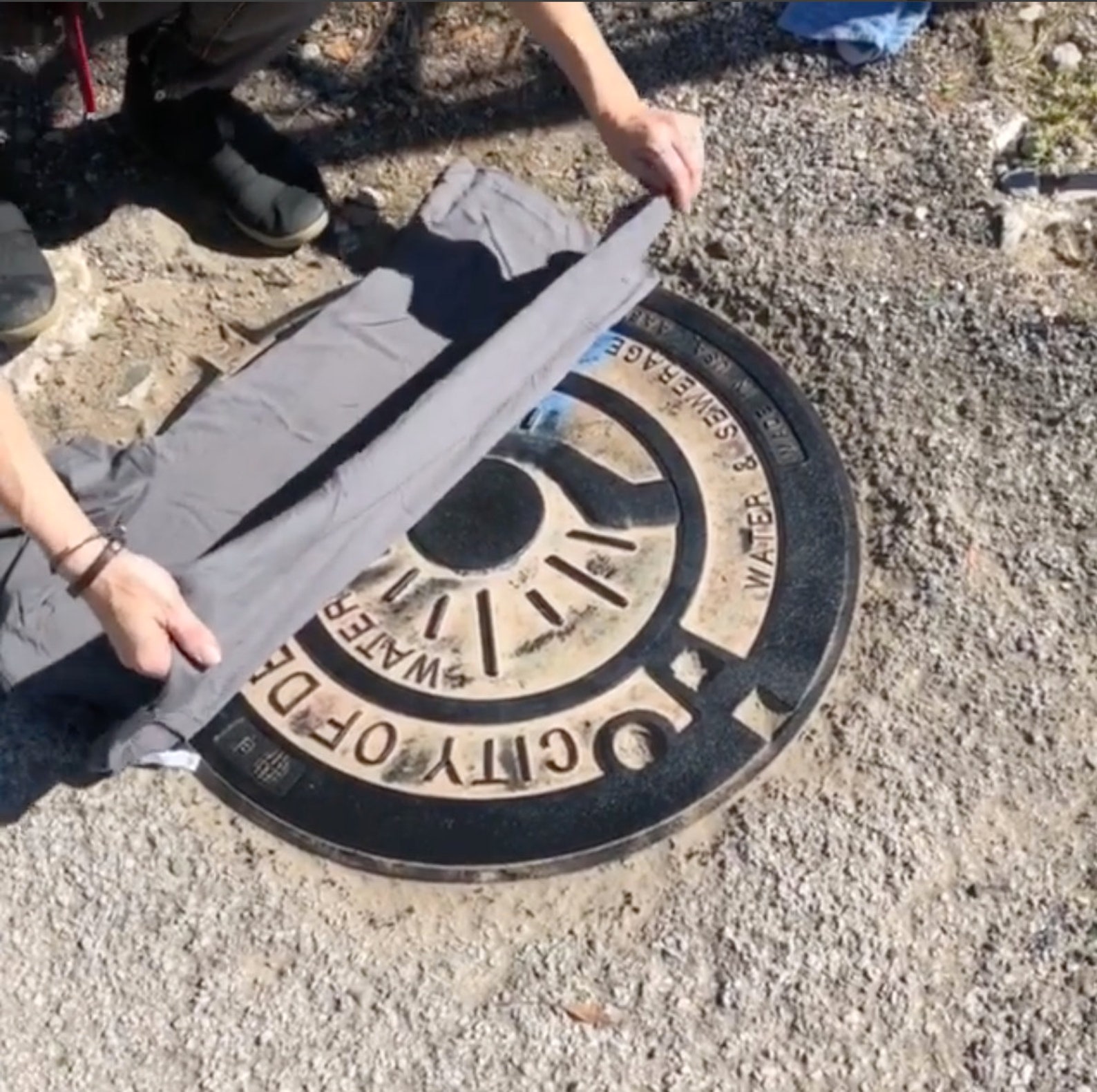 City of Detroit Hoodie. Detroit Manhole Cover Print Zip | Etsy