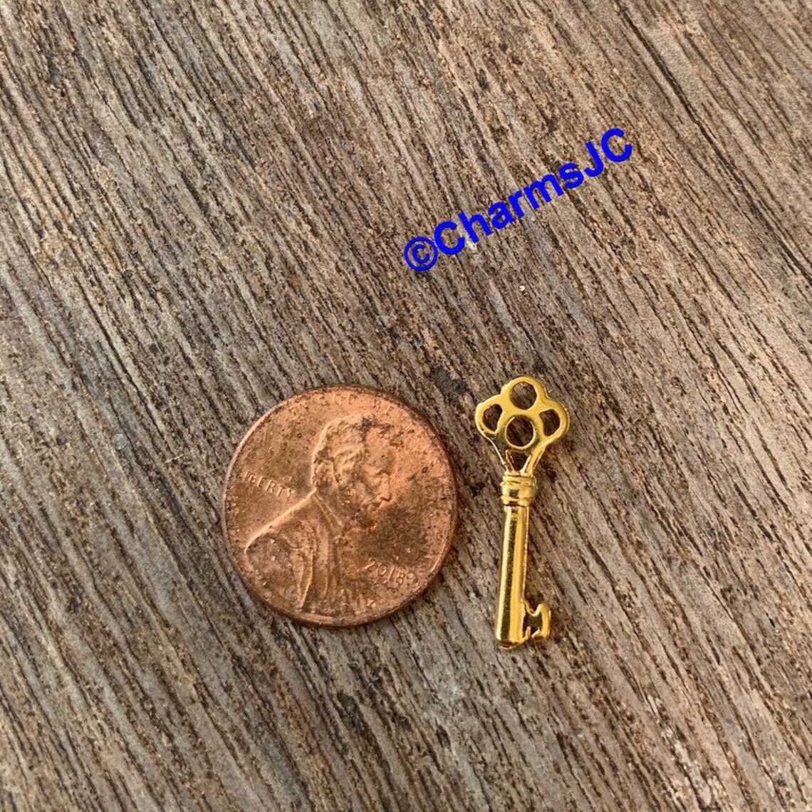 Set of Four 4 Gold Plated Tiny Key Charms Keys Miniature - Etsy