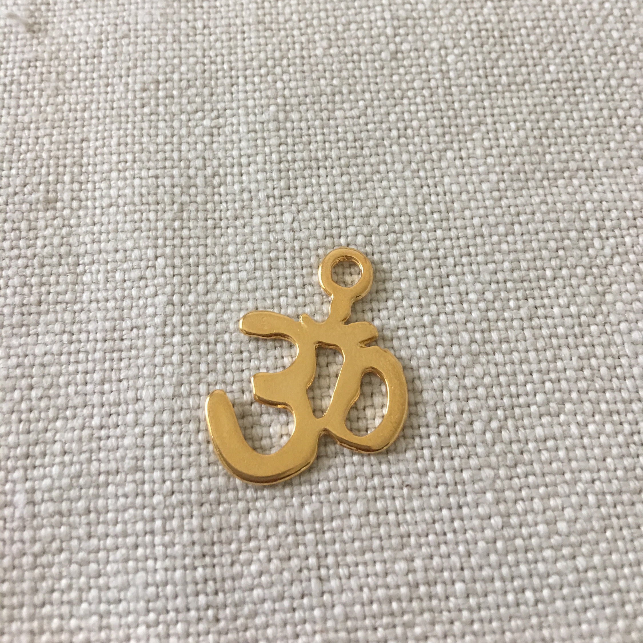 Om Symbol Beautiful Gold Plated 30x22mm Pendant-Charm | Etsy