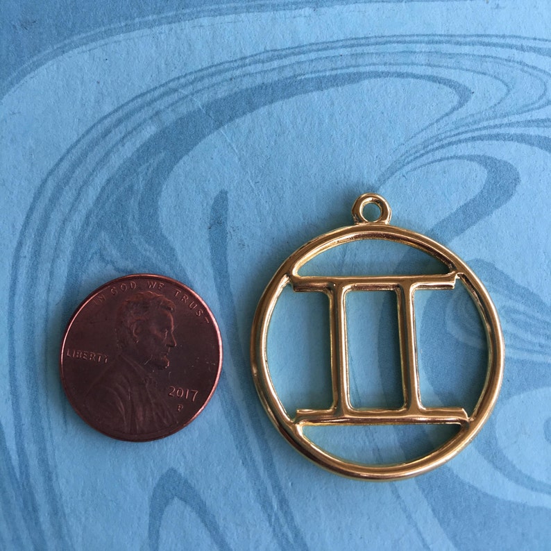 Gemini Zodiac Sign Gold Plated Zinc Based Alloy Pendant Round - Etsy