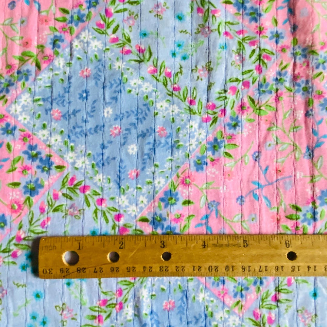 1.3 YD Vintage Floral Block Rib Knit Fabric Pink Blue - Etsy
