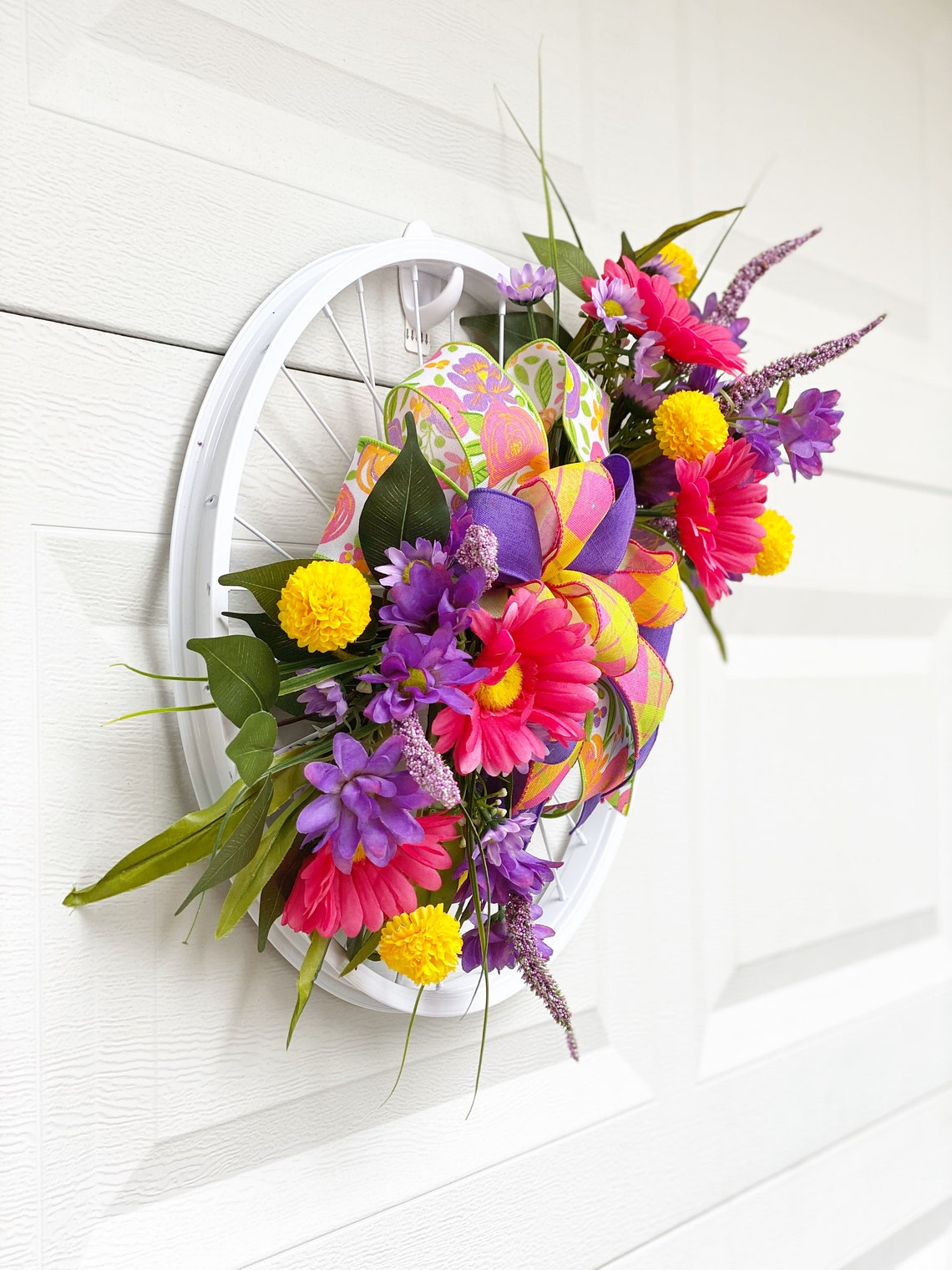 Bicycle Wheel Wreath, Spring and Summer Decor, Door Hanger, Wall Art ...