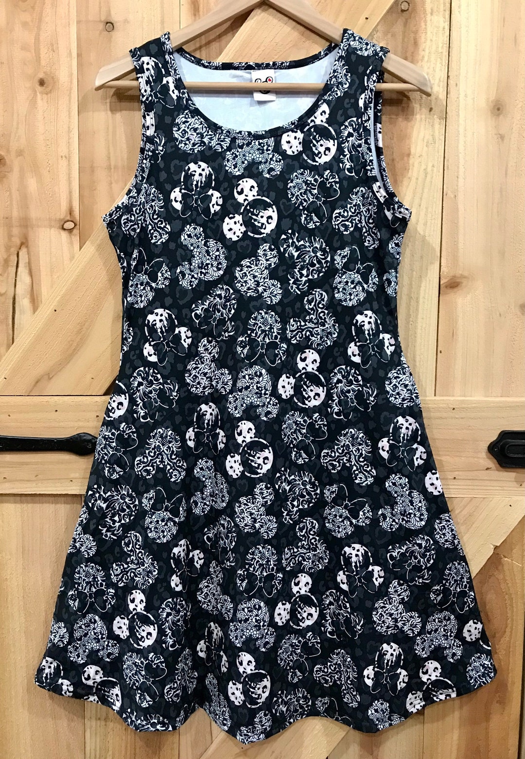 Disney Damask Cheetah Animal Kingdom Mickey Minnie Mouse Black, White ...