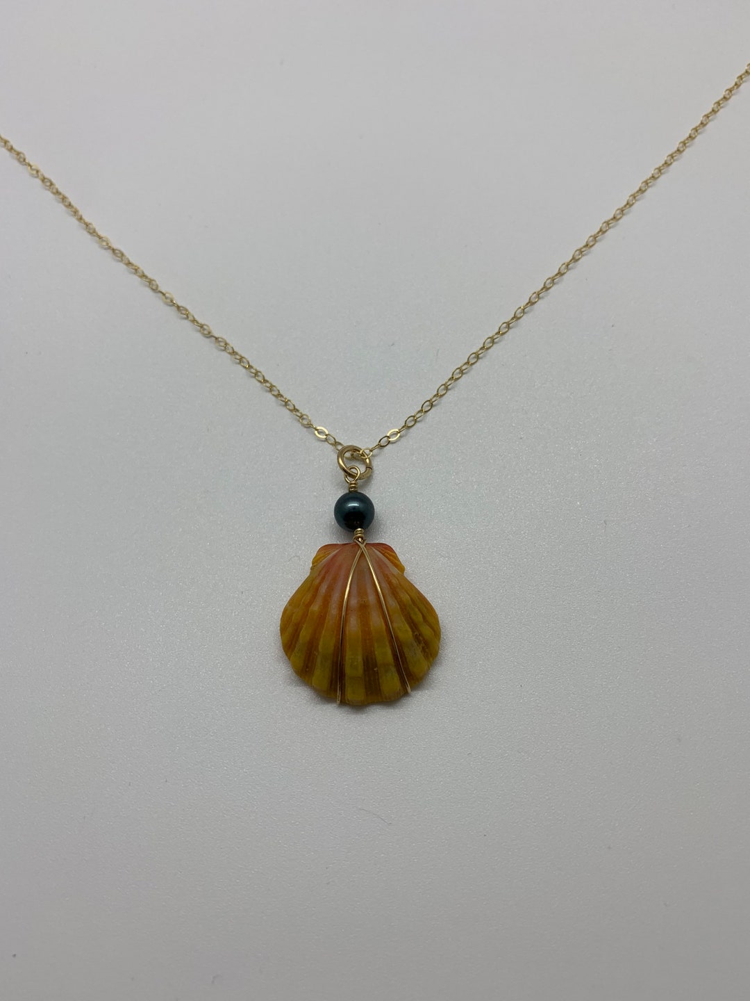 Sunrise Shell Necklace 14k Gold-filled - Etsy