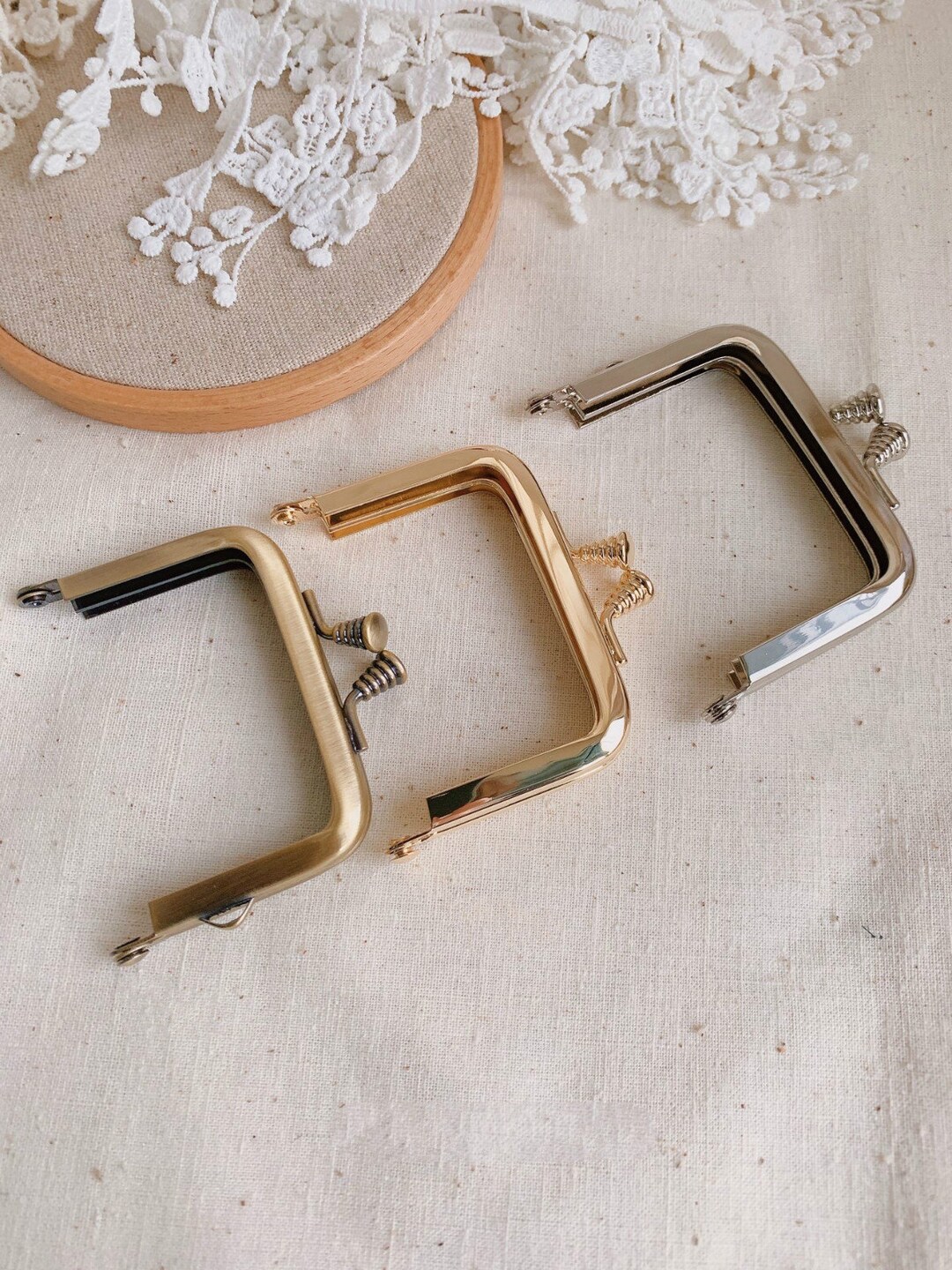 6.5cm (2 1/2") Retro Mini Purse Frame With Cute Kiss Lock 6.5cm X 4cm ...