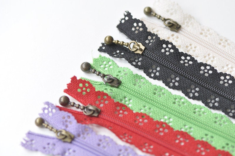 1 Piece Lace Zippers With Retro Brass Head Closed End 2.8cm Width X ...