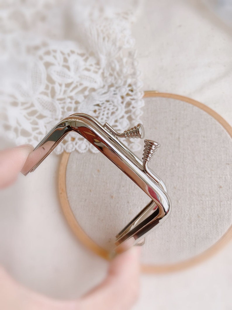 6.5cm (2 1/2") Retro Mini Purse Frame With Cute Kiss Lock 6.5cm X 4cm ...